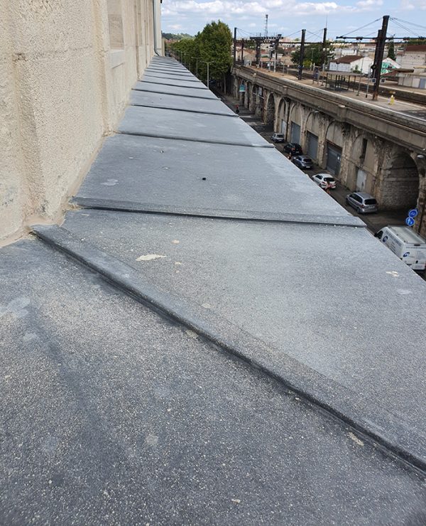 Protection des entablements et couverture en zinc – ETR Façades ...